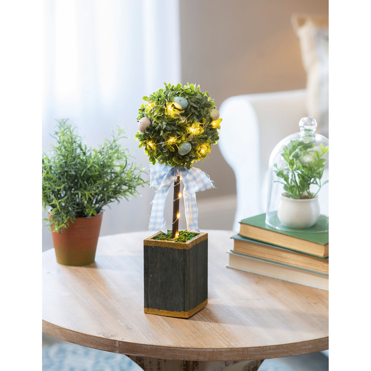 Topiary Tree – The Silver Barn